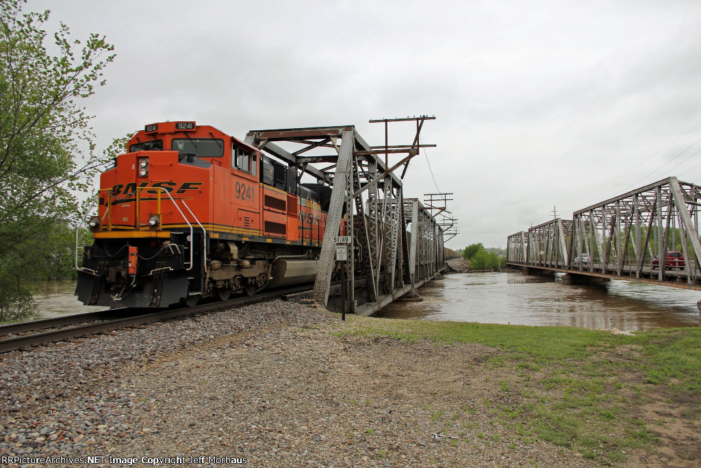 BNSF 9241